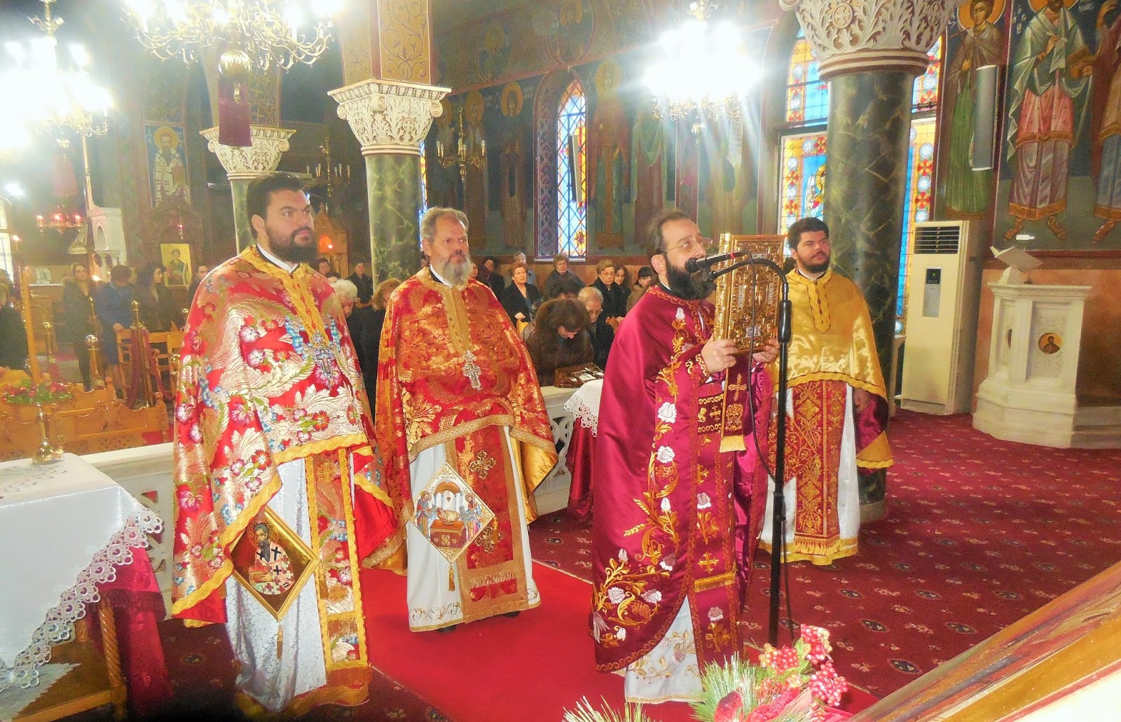ΙΕΡΟΣ ΝΑΟΣ ΠΑΝΑΓΙΑΣ ΕΛΕΟΥΣΗΣ ΚΑΙ ΑΓΙΟΥ ΛΟΥΚΑ ΤΟΥ ΙΑΤΡΟΥ : Η Πρωτοχρονιά ...