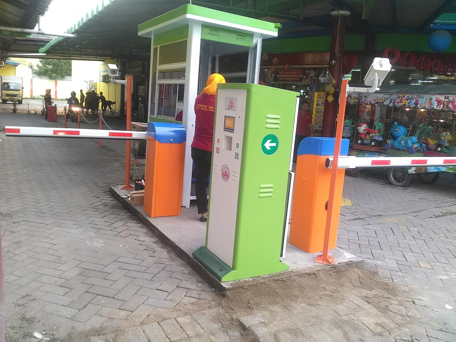 Sistem parkir manless tiket dispenser Ngawi ~ Palang Parkir Portal ...