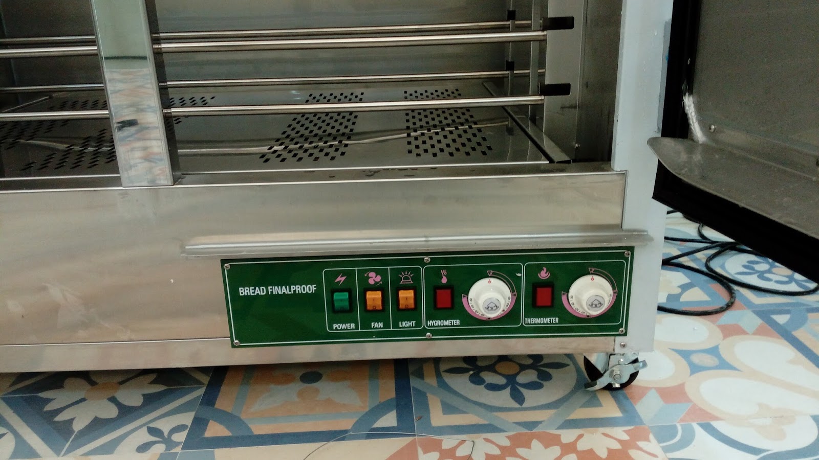 final proofer/ proofing box roti Mahevi Mesin