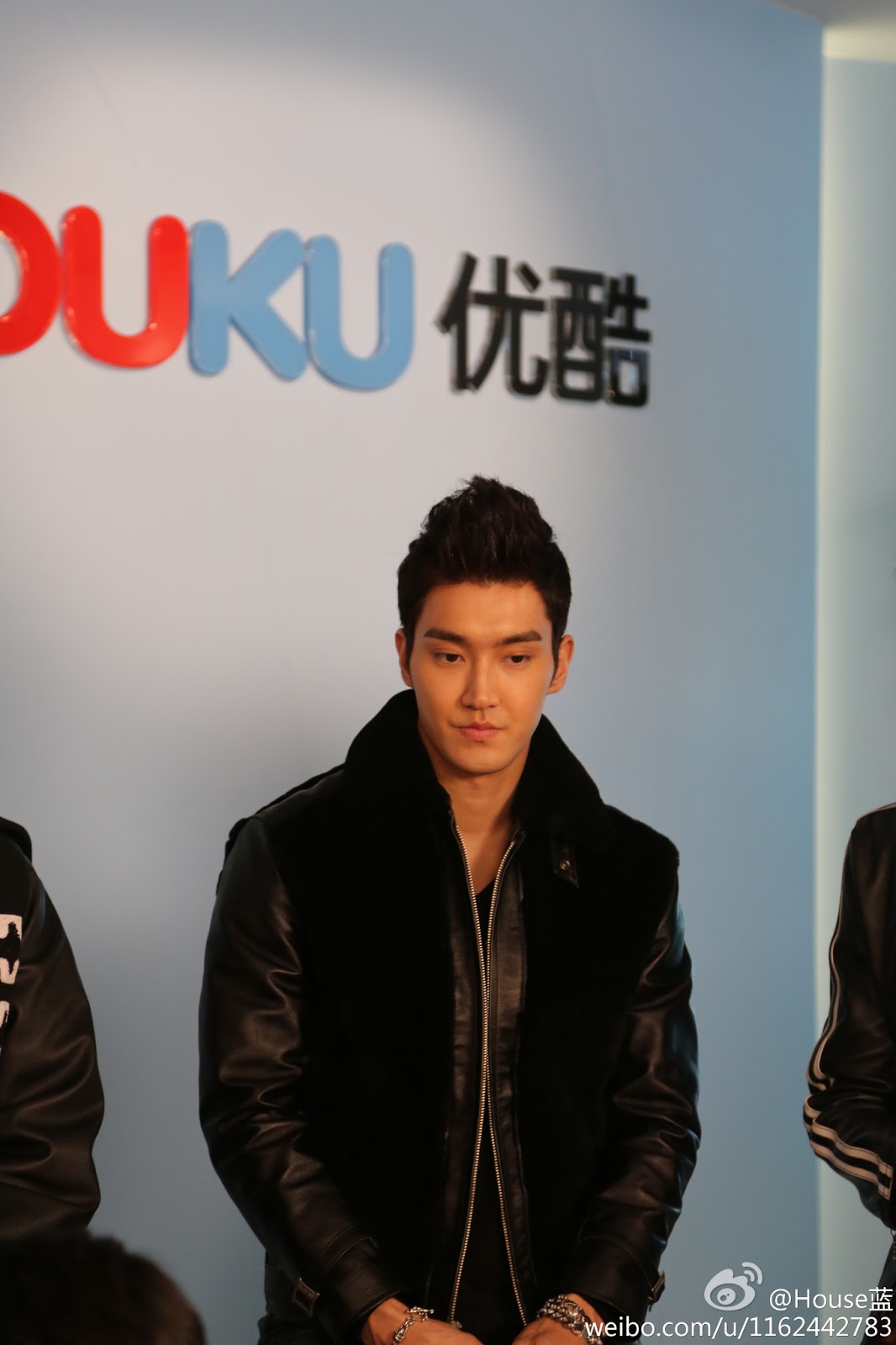 SUPER JUNIOR: 130108 YOUKU Interview with SJ M [25Pics]