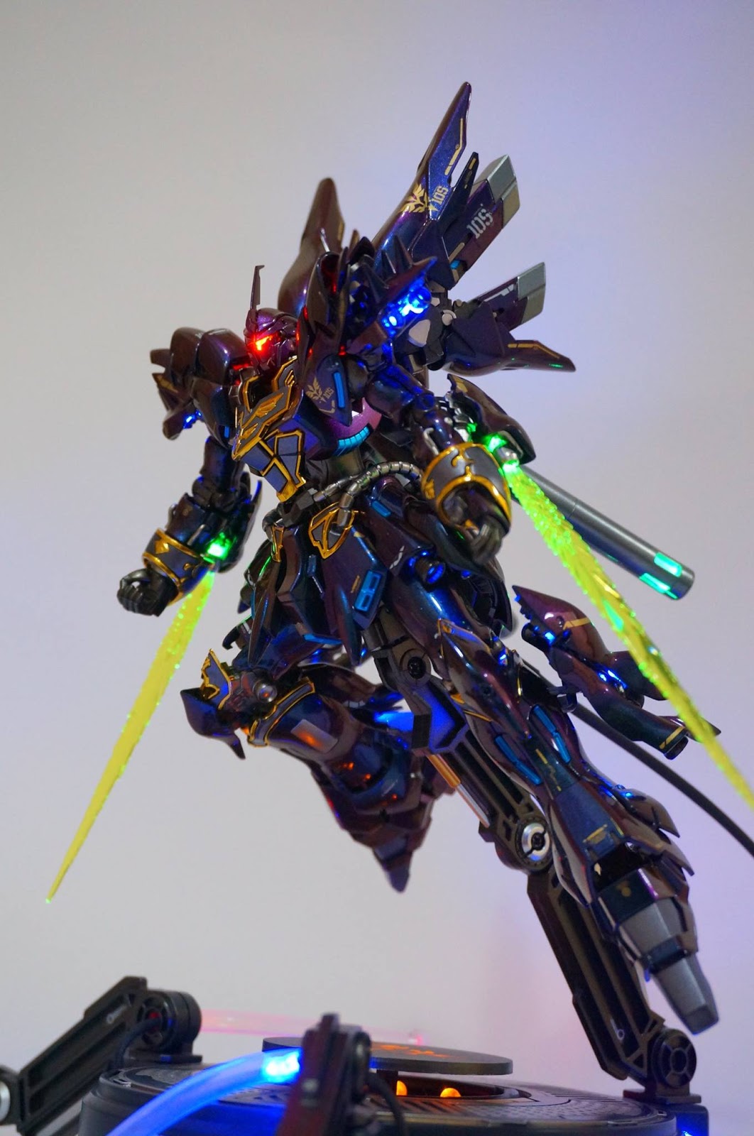 GUNDAM GUY: RG 1/144 SINANJU COLORSHIFT VER - Customized Build w/ LED
