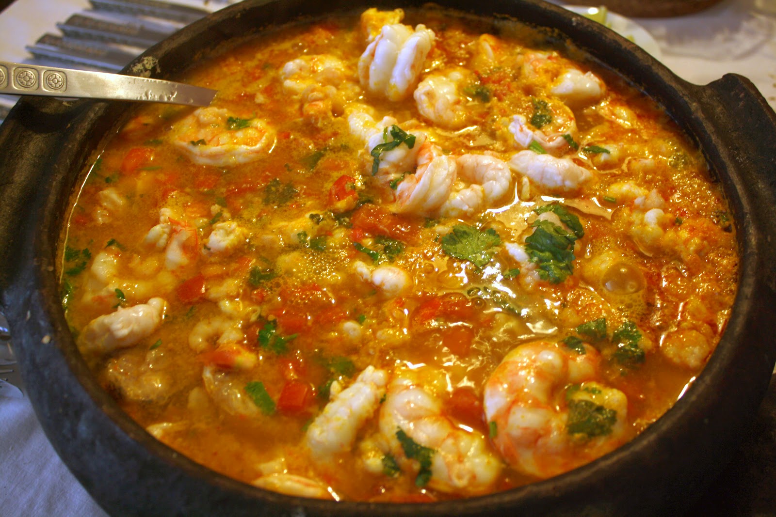 O que vou comer hoje?: Moqueca capixaba com lagostins e camarões