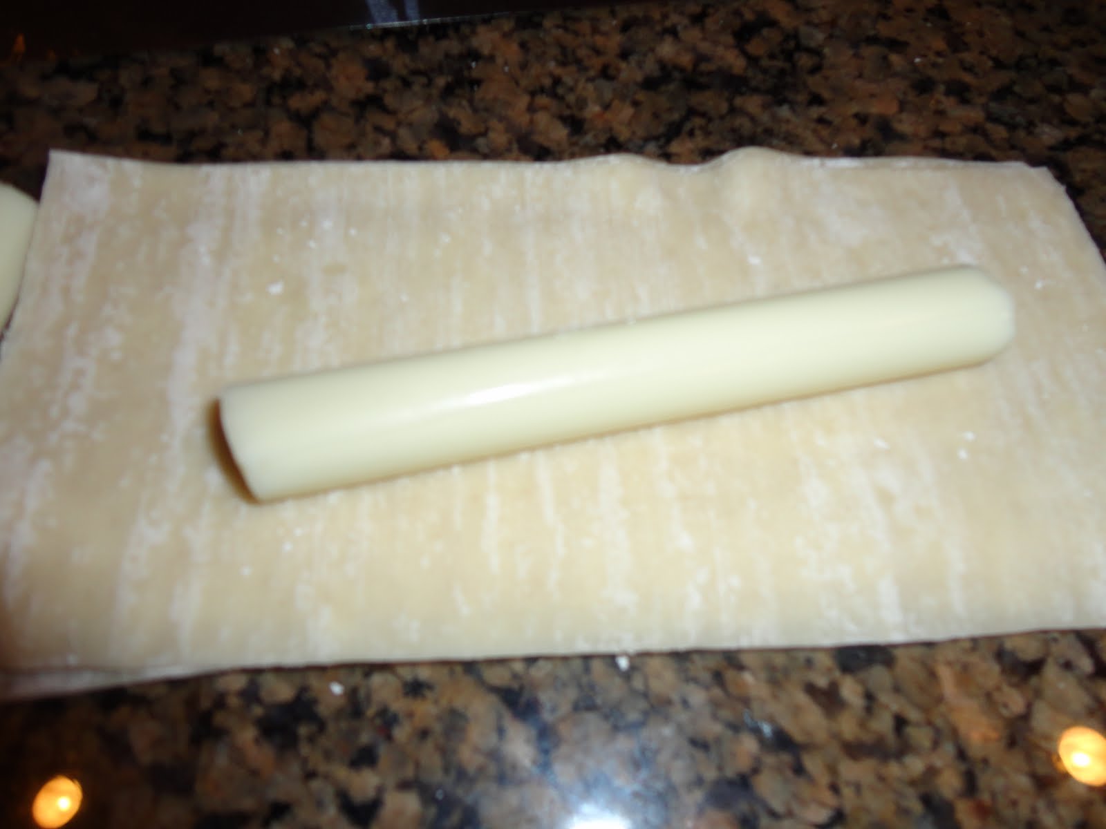Never trust a skinny cook....: Baked cheese sticks