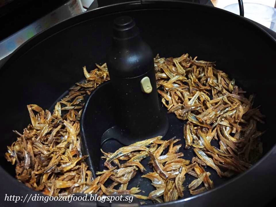 Miki's Food Archives : Anchovies Powder aka Ikan Bilis Powder 江鱼仔粉