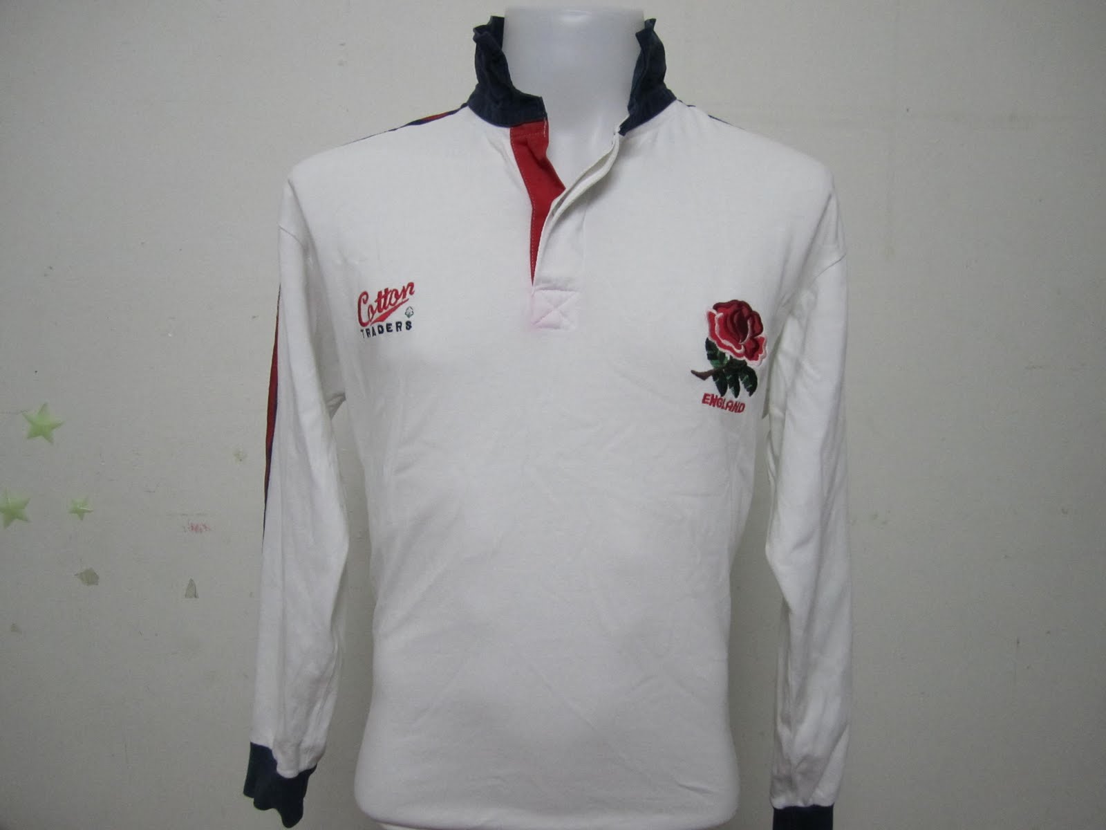BundleWalla: Vintage England Cotton Traders Rugby Jersey 90s L SOLD