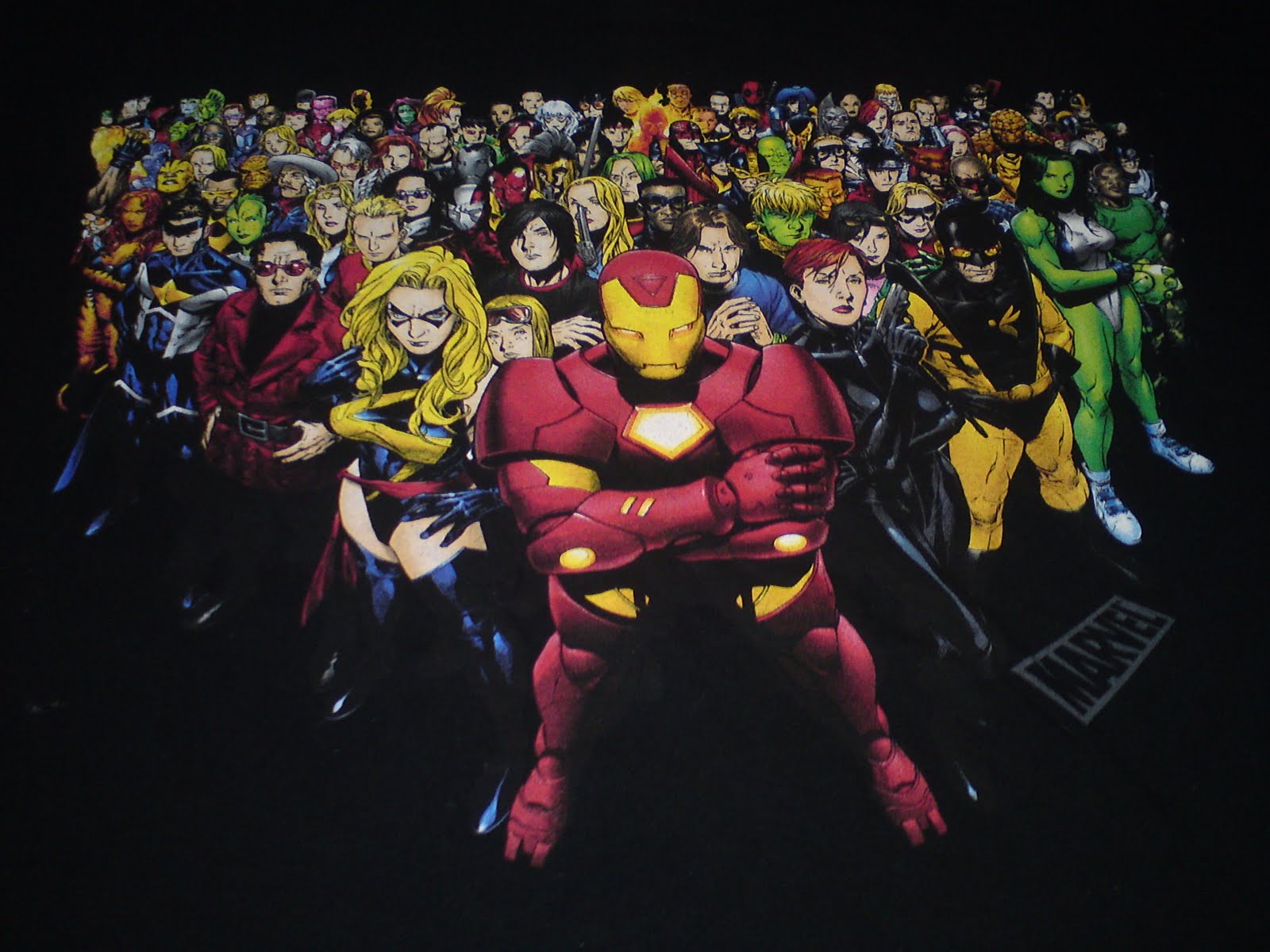 BEGINNER DIVER: rare marvel characters t-shirt.(SOLD).
