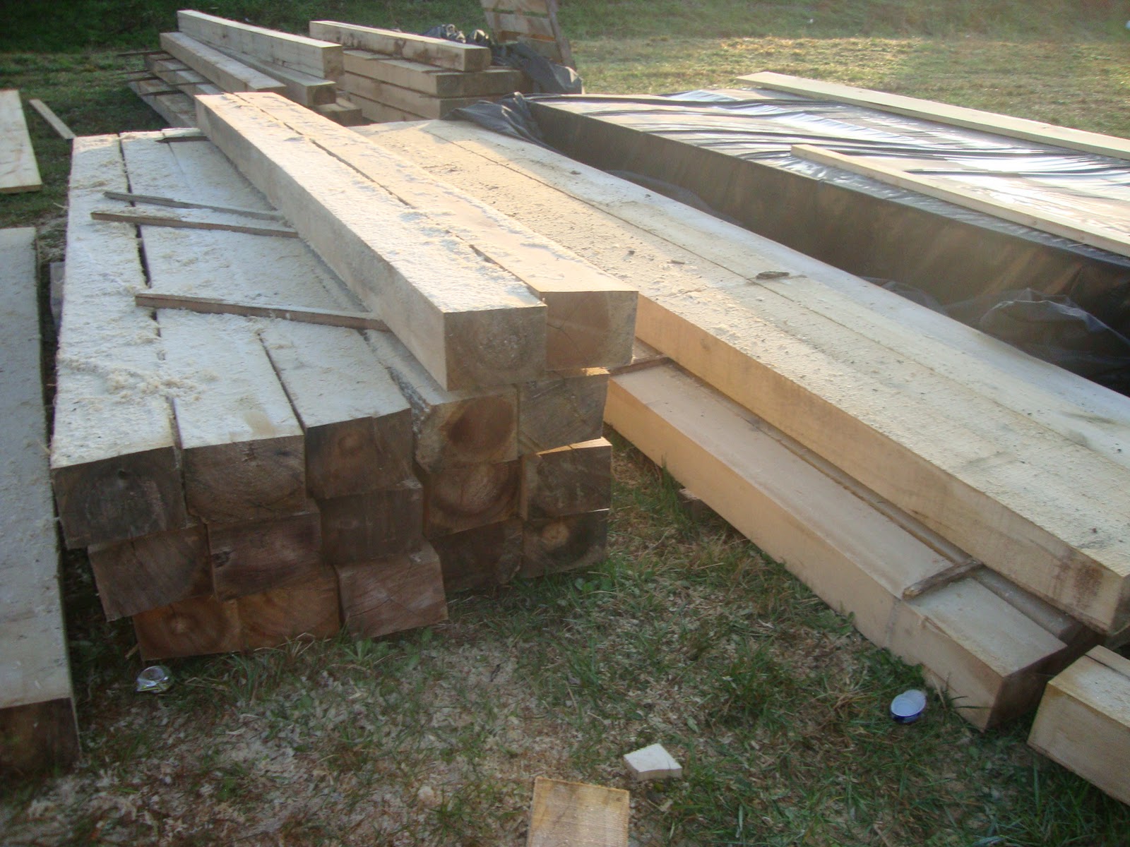 Grizzly Log Homes: Rustic log TULIP poplar buildt by PATRIOT LOG HOME ...