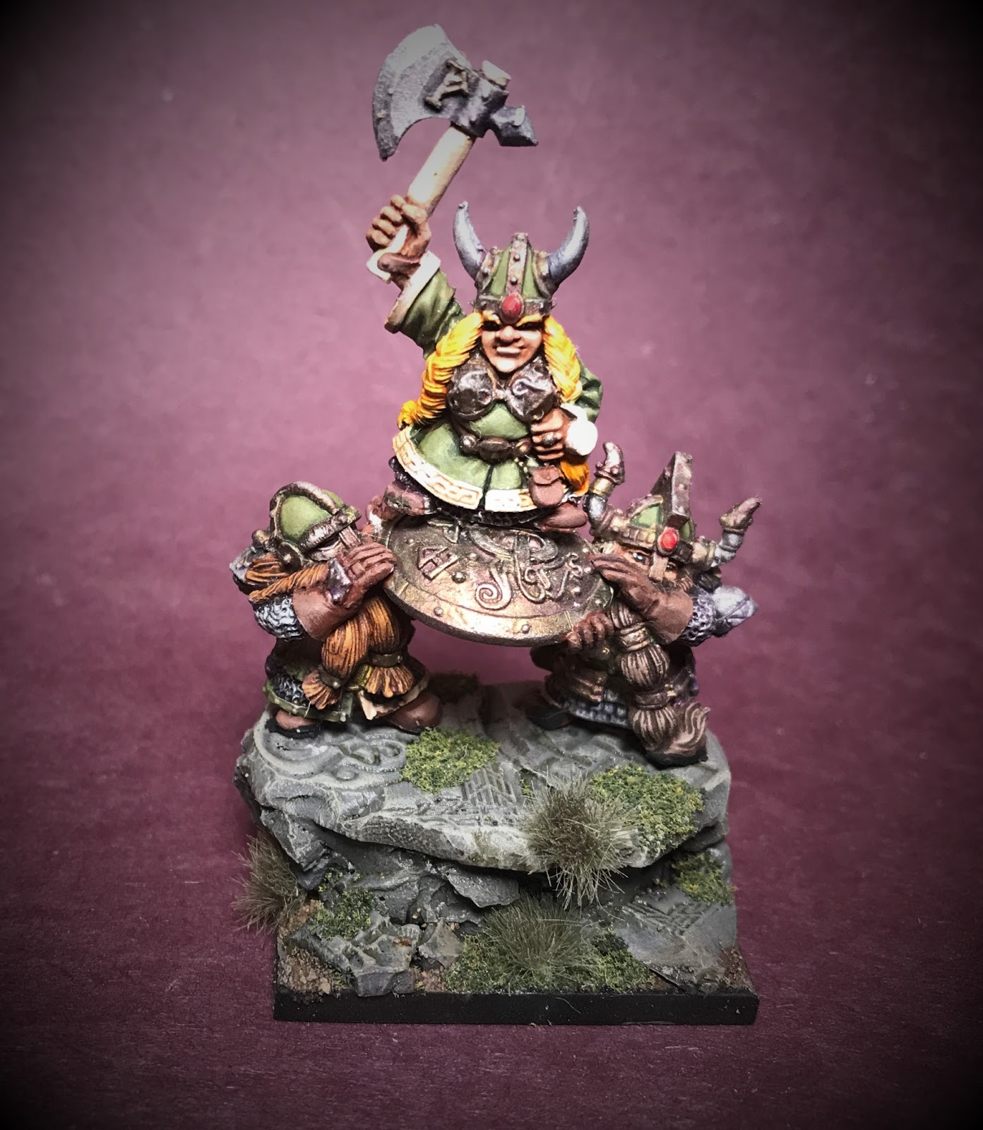 Game Classy: Dwarf Warriors and Queen