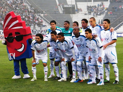 NOTICIAS DEL CLUB UNIVERSIDAD CÉSAR VALLEJO: MUÑECO DE LA UCV DEBUTÓ EN ...