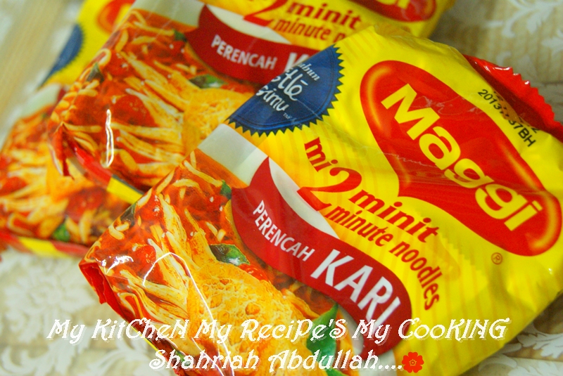 The Writer's CooKING!: Maggie Kari Hijau