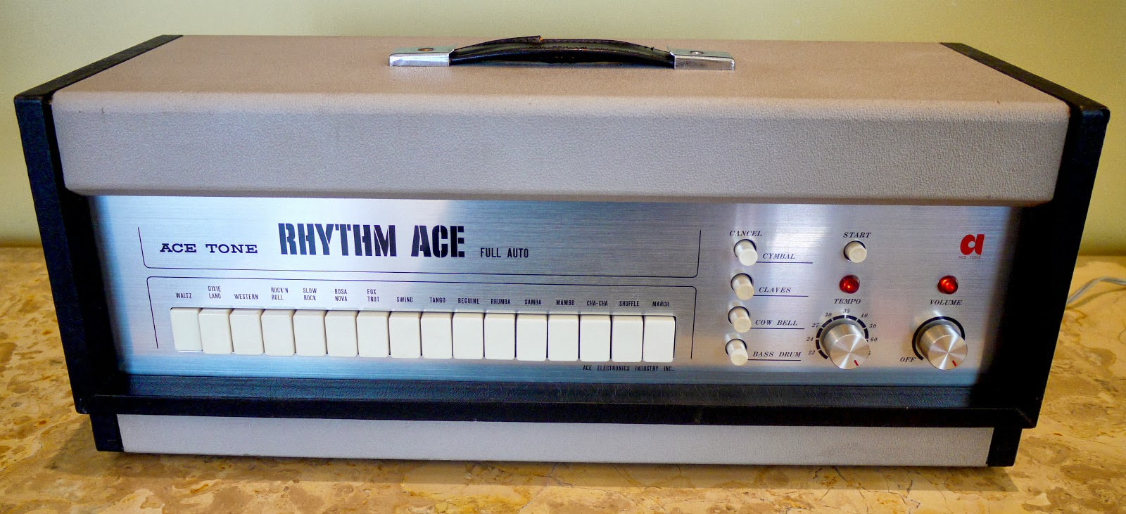 MATRIXSYNTH: Ace Tone Rhythm Ace FR-1 VINTAGE Drum Machine Demo Video