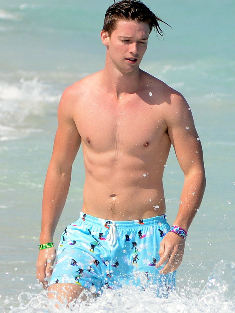 [MRVVIP] Official: PATRICK SCHWARZENEGGER BULGED