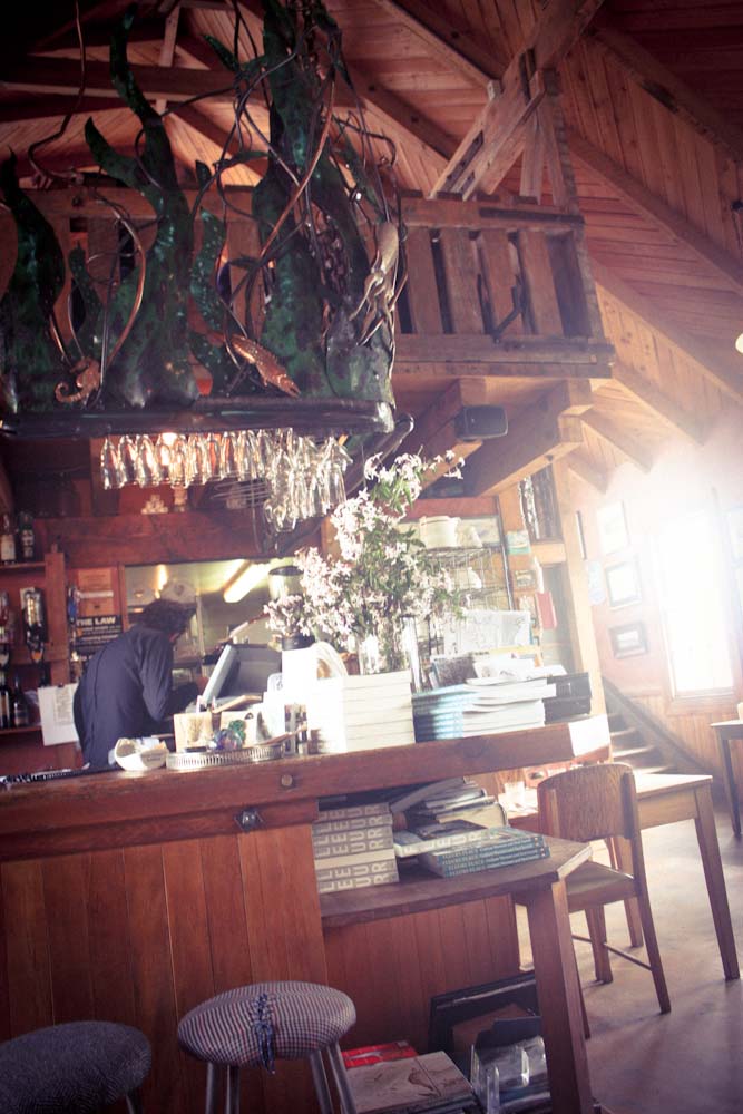 baking = love: A blooming great meal: Fleur's Place, Moeraki
