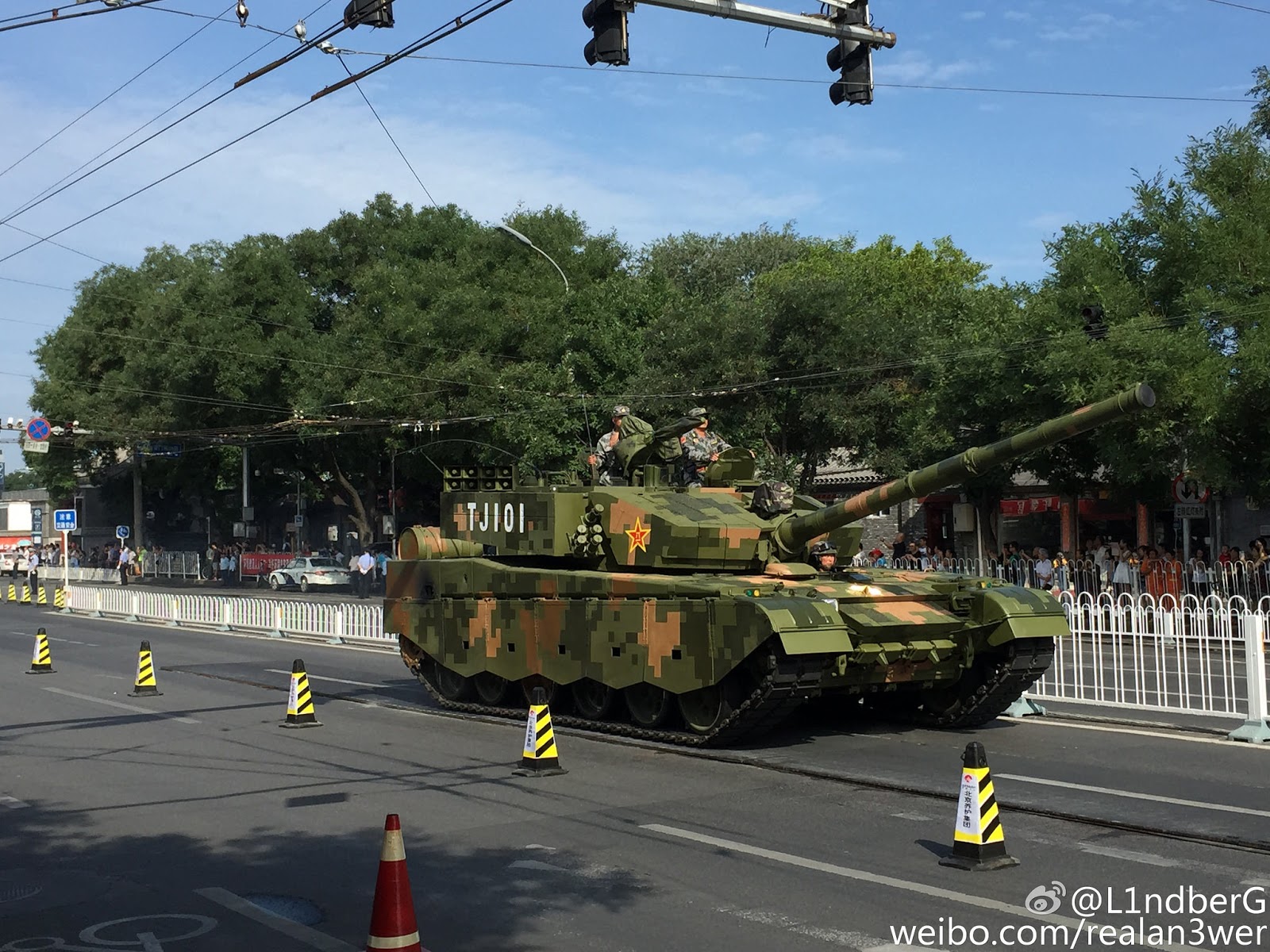 THAIDEFENSE-NEWS: THE TYPE 99A2 MAIN BATTLE TANK