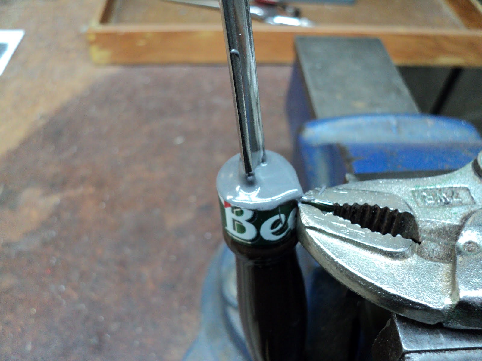 Rouge River Workshop: A Ceramic Spatula Handle Repair