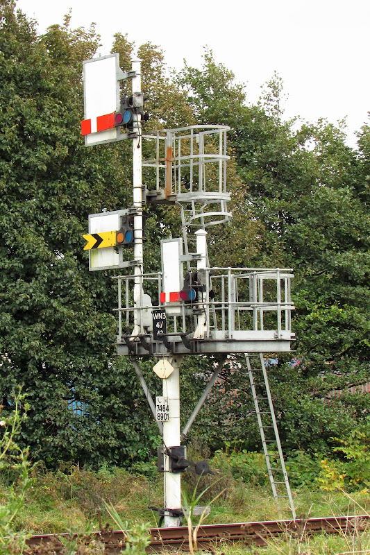 47s and other Classic Power at Southampton: Signalling at Workington ...