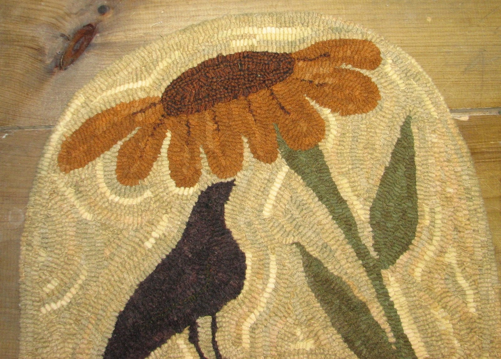 The Old Tattered Flag: Rug Hooking Magazine Pattern Exclusive ~ Autumn Splendor