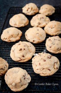 Cookie baker lynn: Over The Top & In The Middle