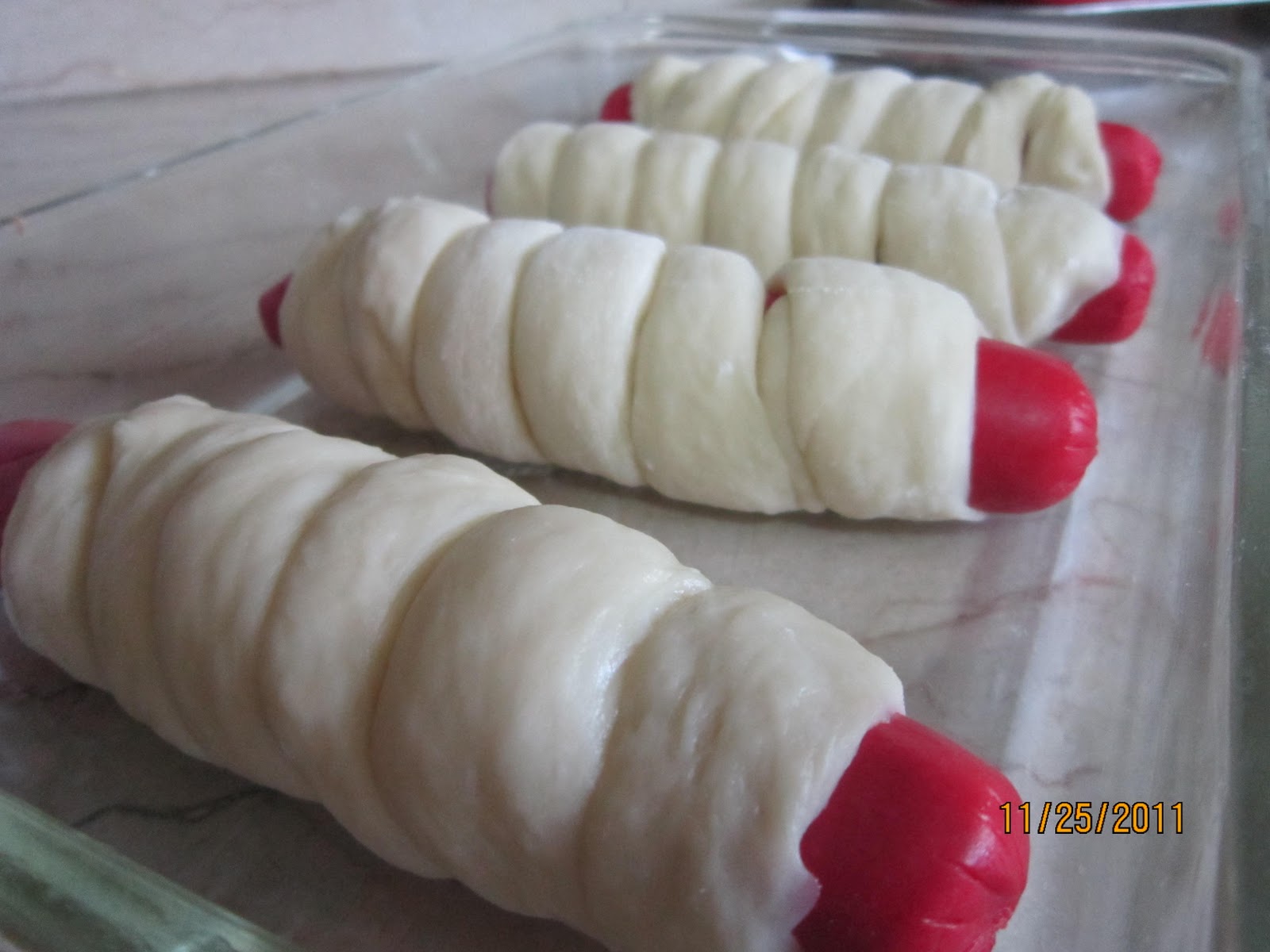 The Queen can cook: Hot Dog Wraps