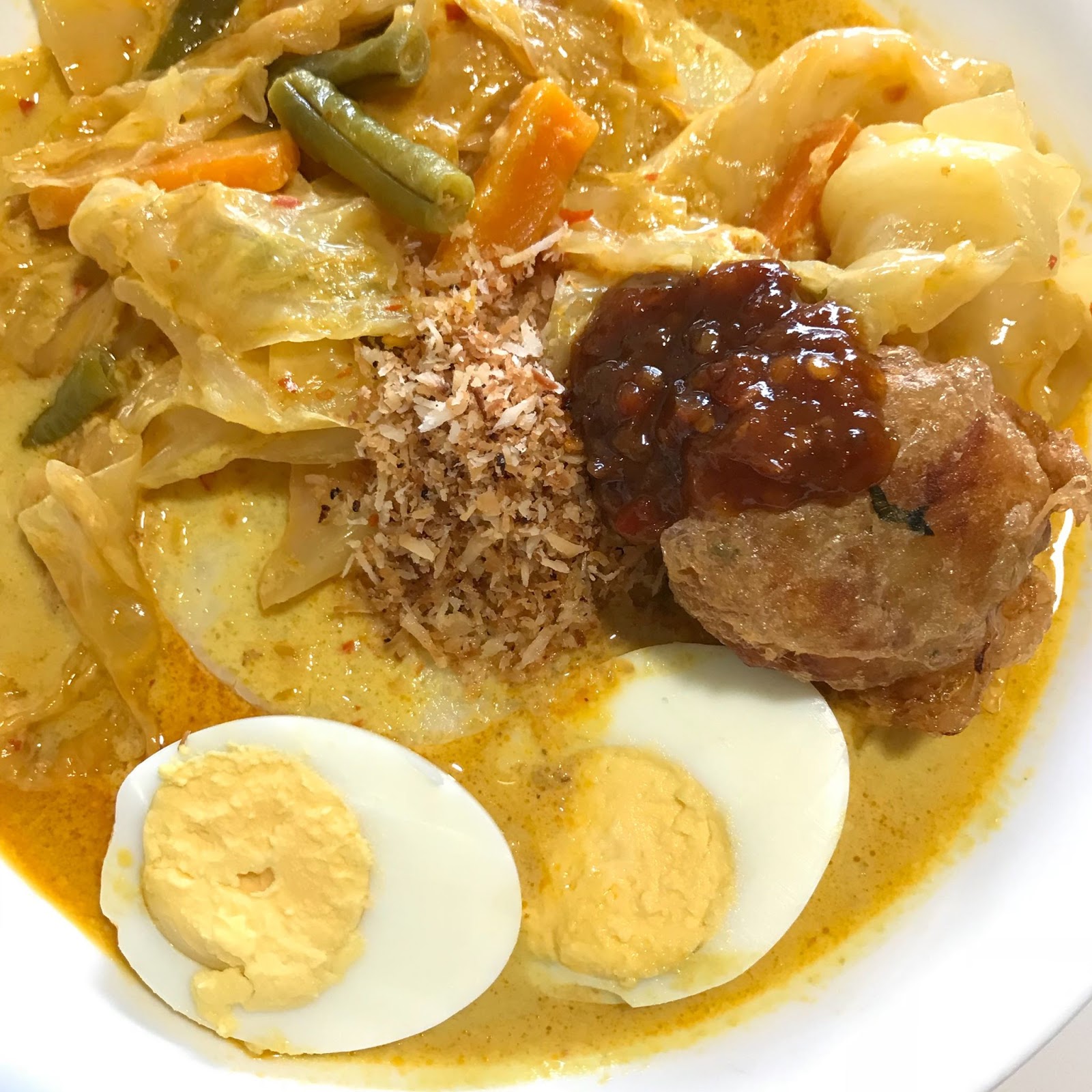 Loft48: Lontong