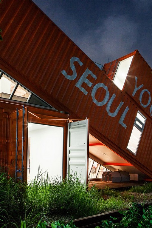 Shipping Container Homes & Buildings: Seoul Youth Zone Shipping ...