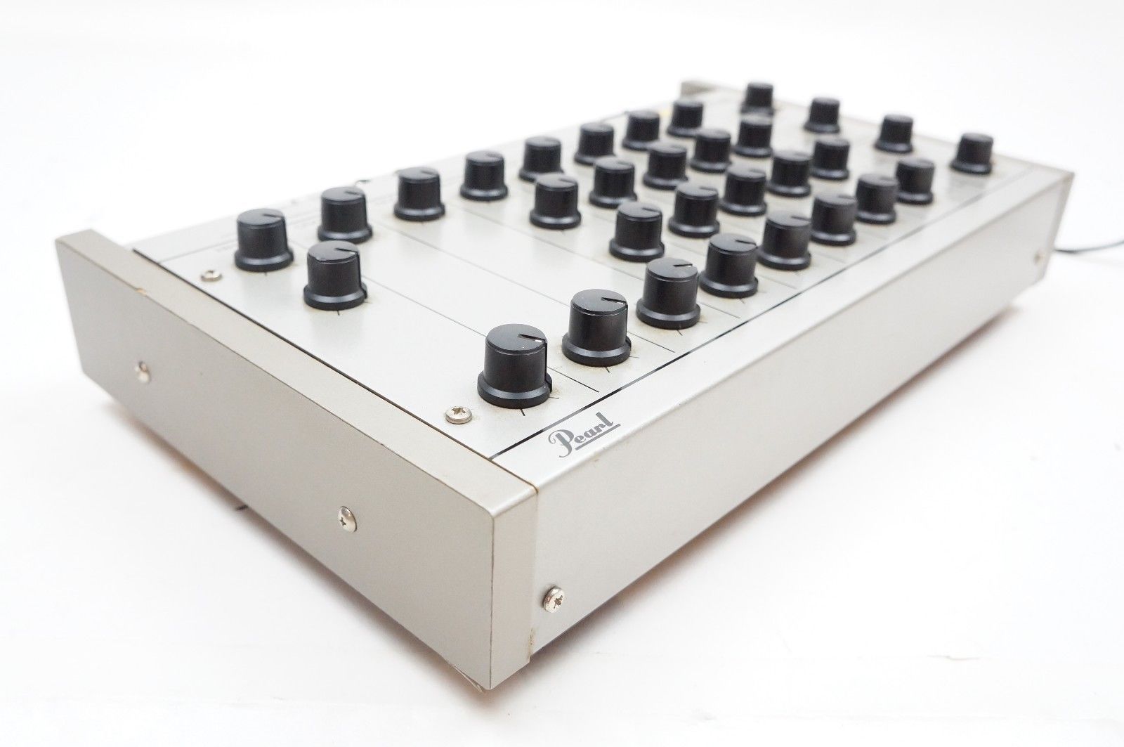 MATRIXSYNTH: Pearl FM-8 FightMan 8ch Analog Drum Synthesizer SN 801934