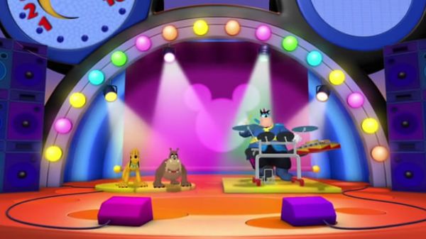 Watch: Power Pete's bow-wow band Clubhouse Rocks