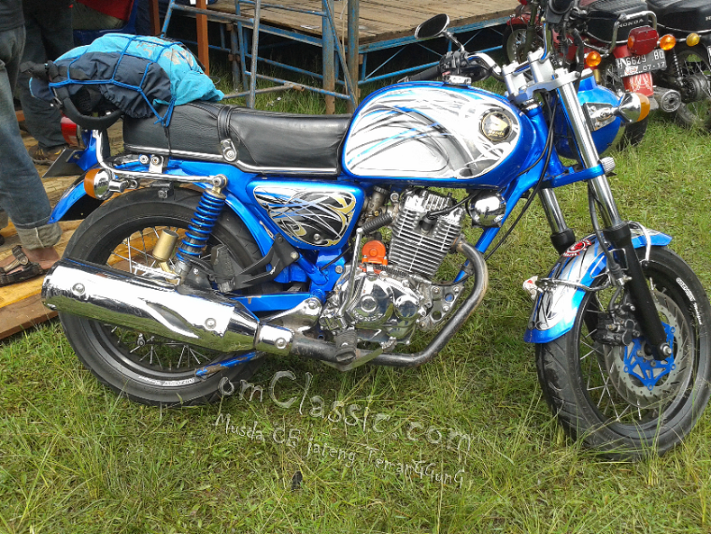 +10 Gambar Modifikasi Honda CB Terbaik 2017