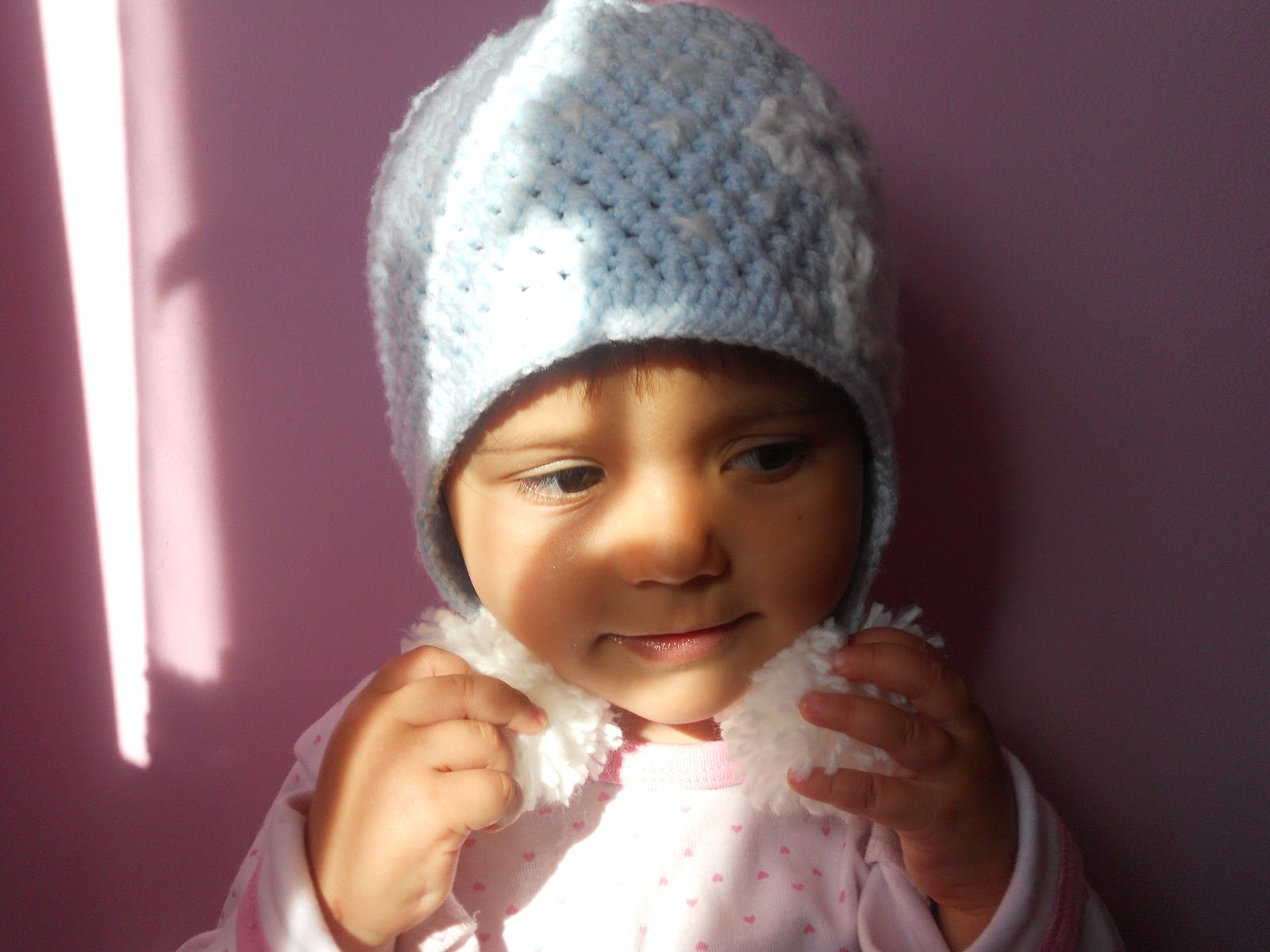 Crosetate,pentru copii...: Caciulite