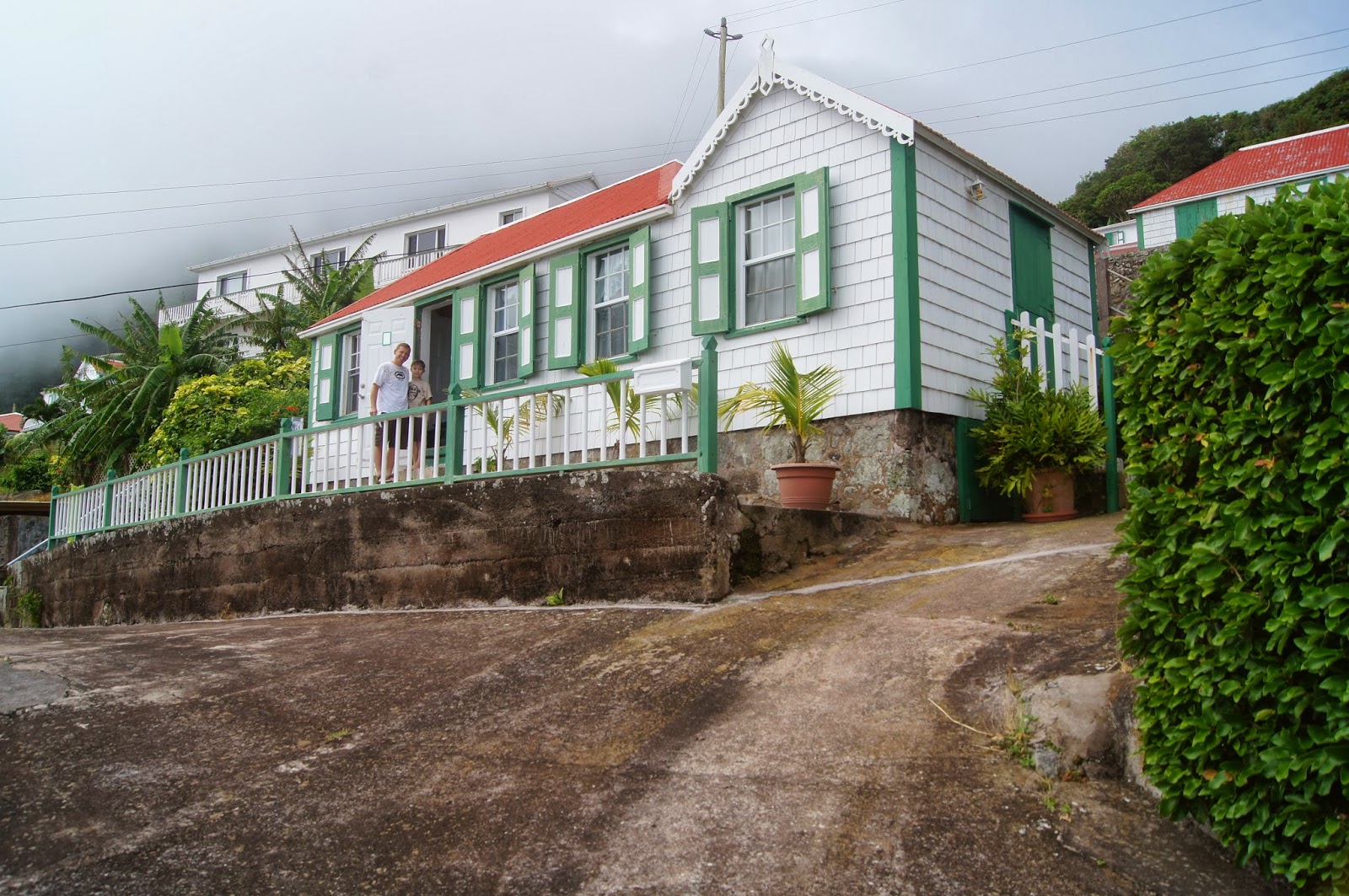 Serving in Saba: We made it to Saba!