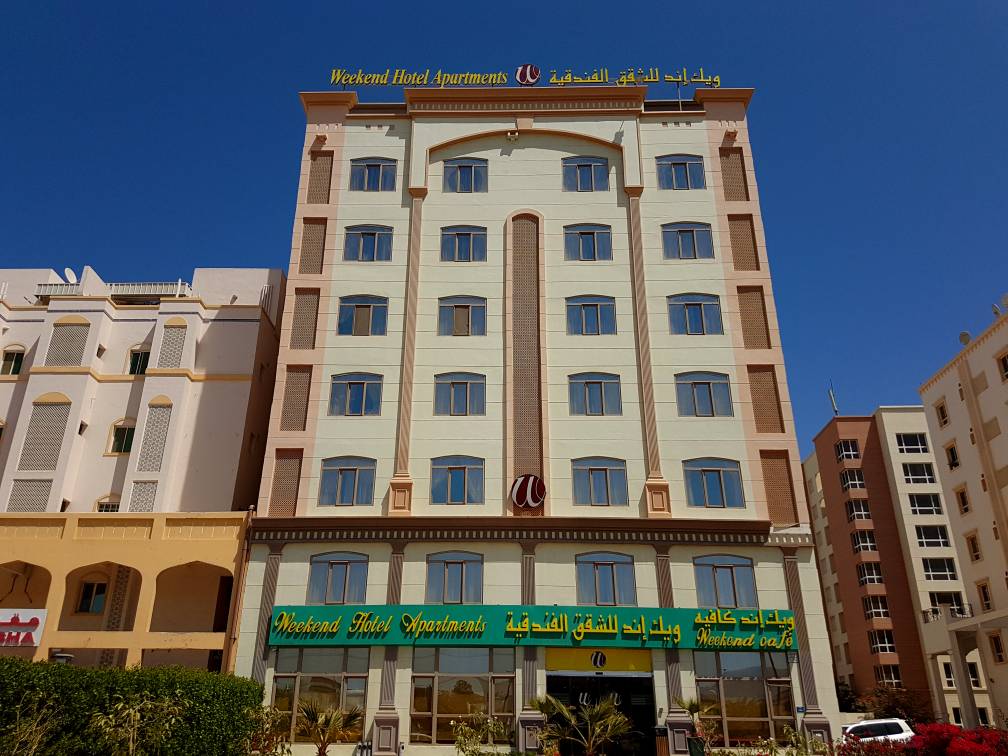 WEEKEND HOTELS & APARTMENTS