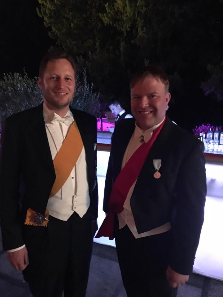 Royal Musings: October 2016