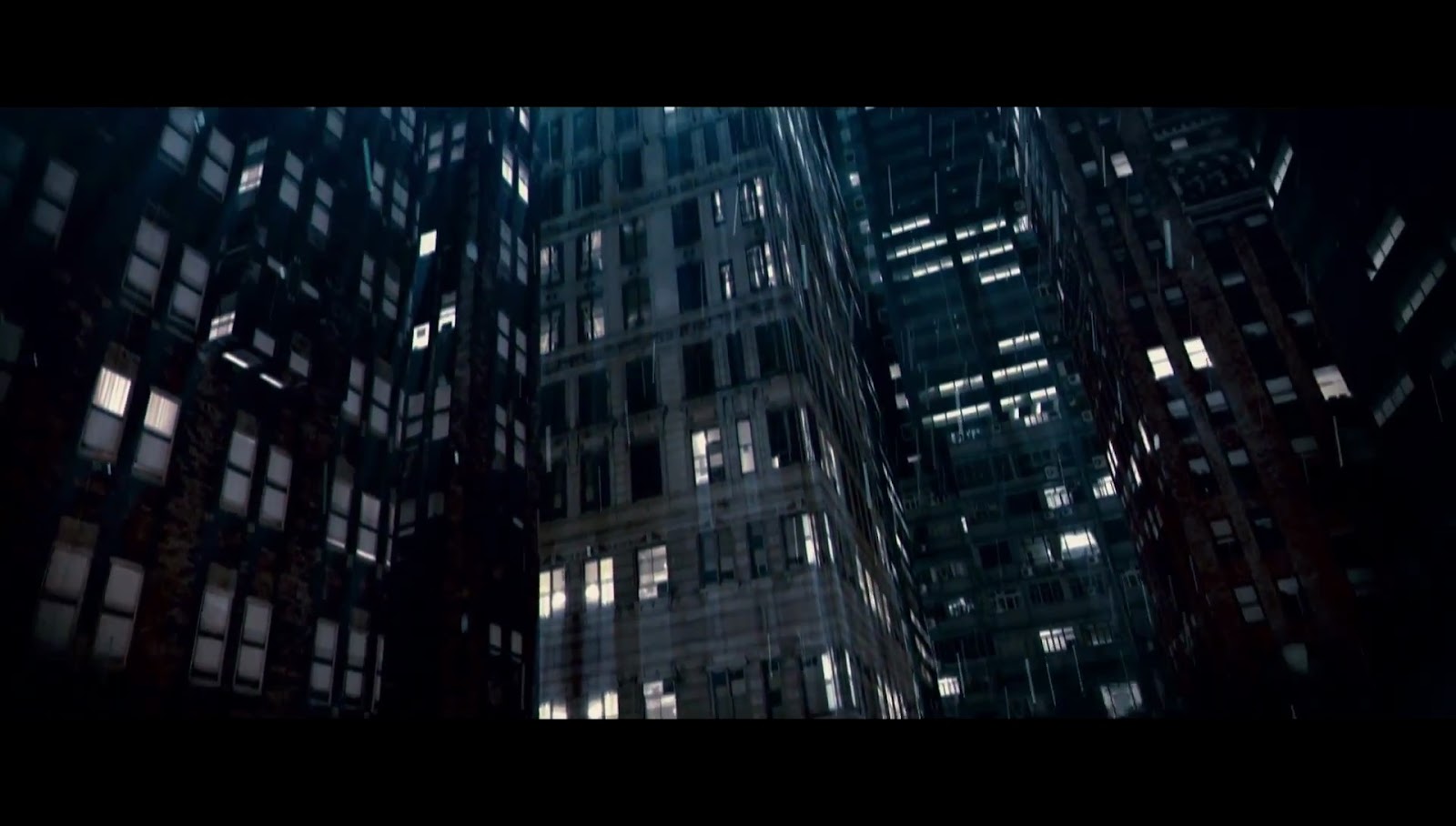 THE DARK KNIGHT RISES TEASER TRAILER ANALYSIS | THE ESTABLISHING SHOT