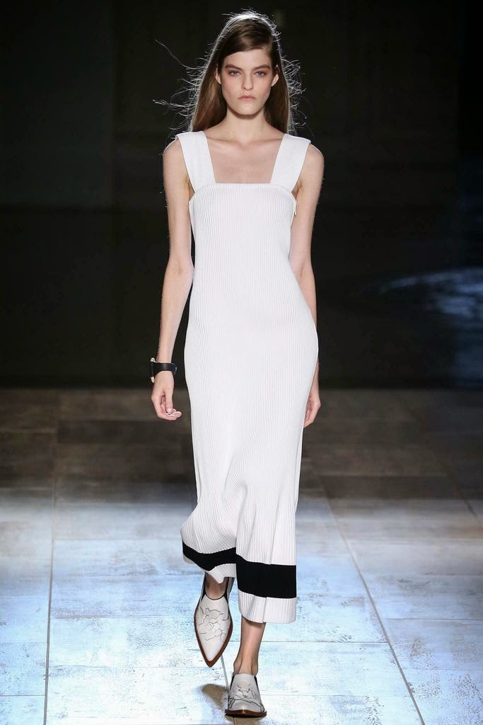 Nicola Loves. . . : The Collections: Victoria Beckham Spring 2015