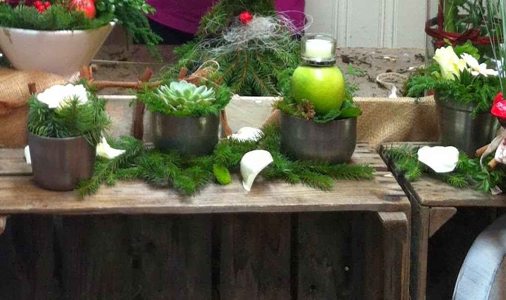 Fru Larssons - inspiration och kreativitet: Kransar, julgrupper och ...