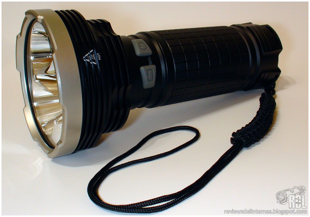 Reviews de Linternas: FENIX TK75