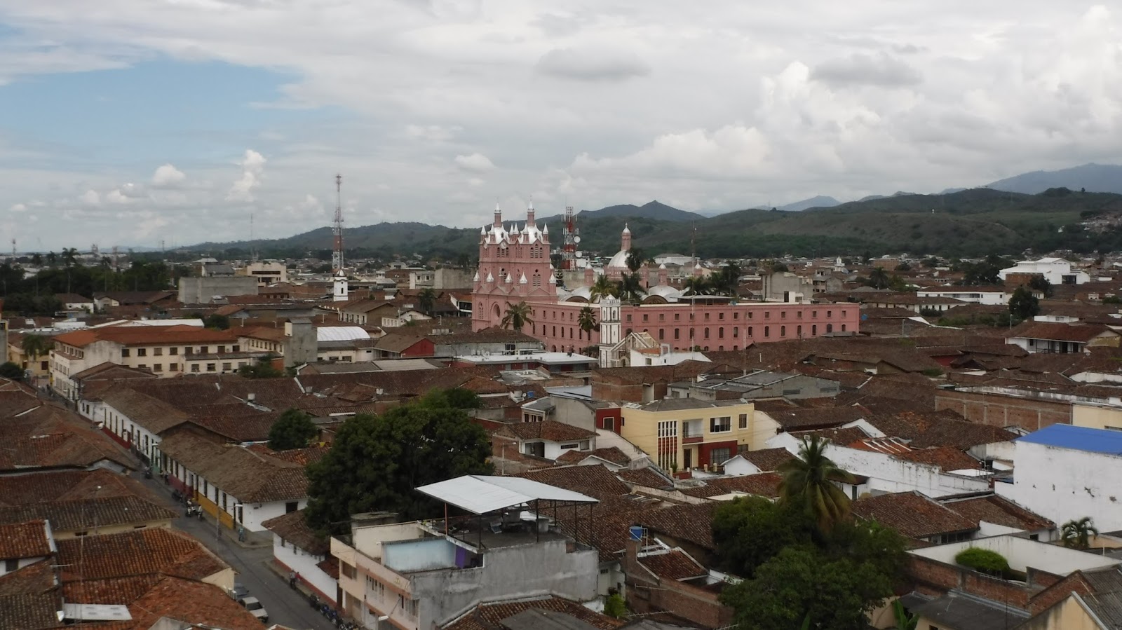 Travel with Kevin and Ruth: Exploring the city of Buga, Colombia