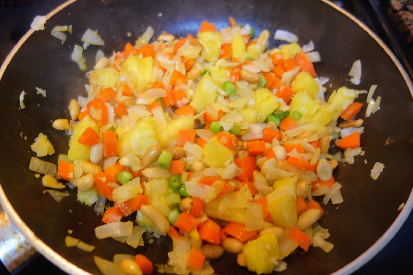 Pineapple Island Rice [Eat] - Treast | Irasema Ortiz