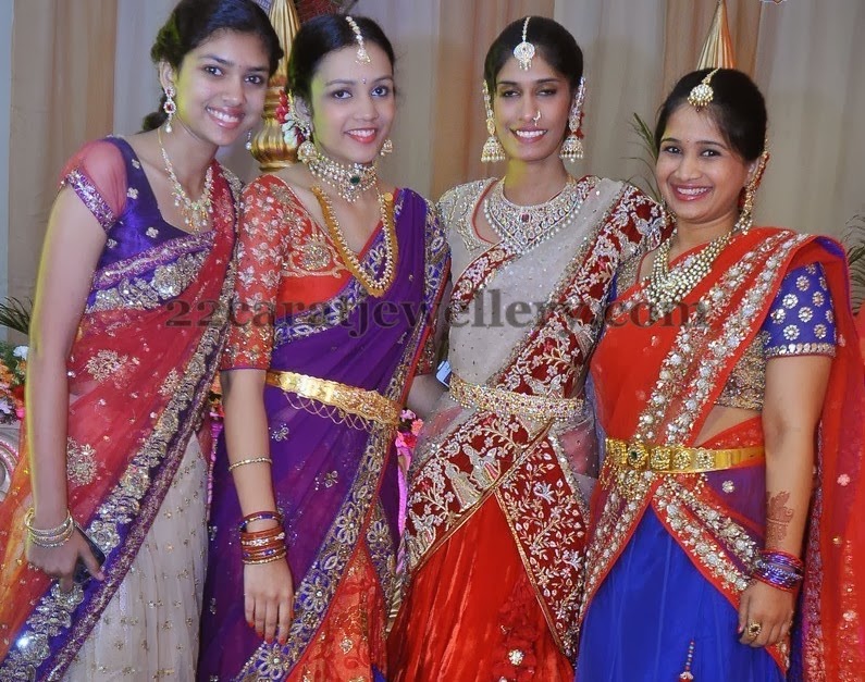 Gorgeous Girls in Traditional Sets - Jewellery Designs
