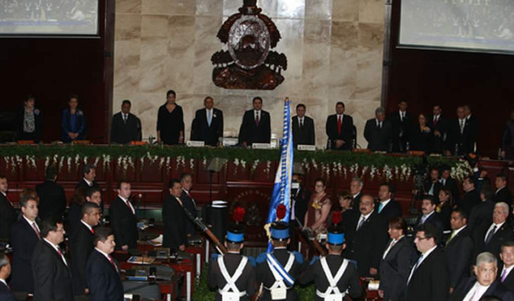 La Amistad a nivel Mundial: La Politica en Honduras