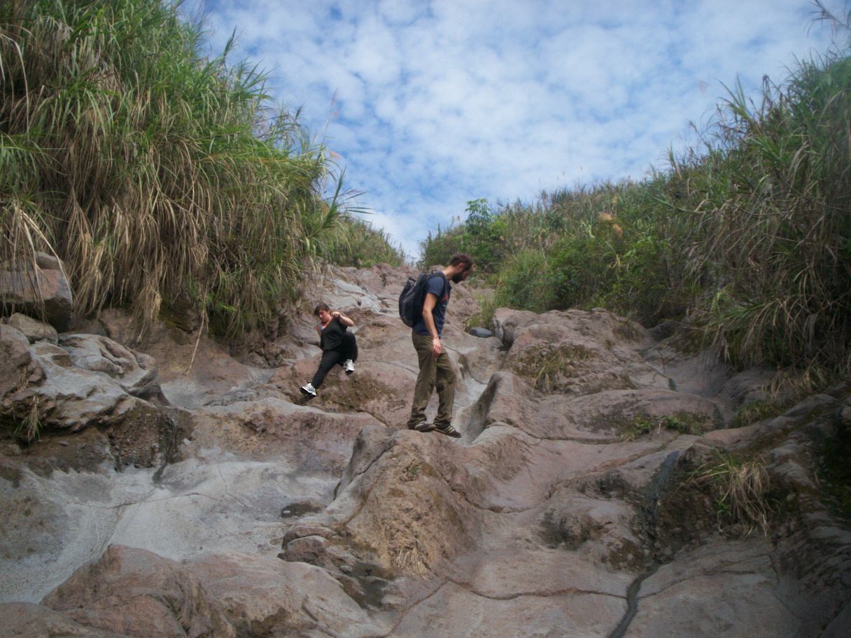 sulawesi volcanoes guide jotje lala: lokon volcano tour guide jotje ...