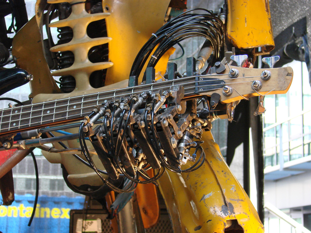 gUitarREN: One Love Machine Band