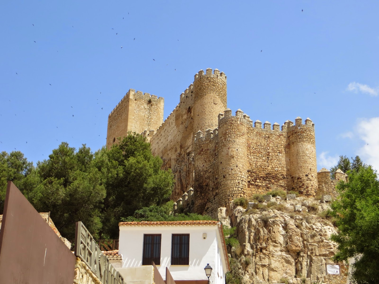 Motomusic travel: Almansa - Castillo, museo y sorpresa