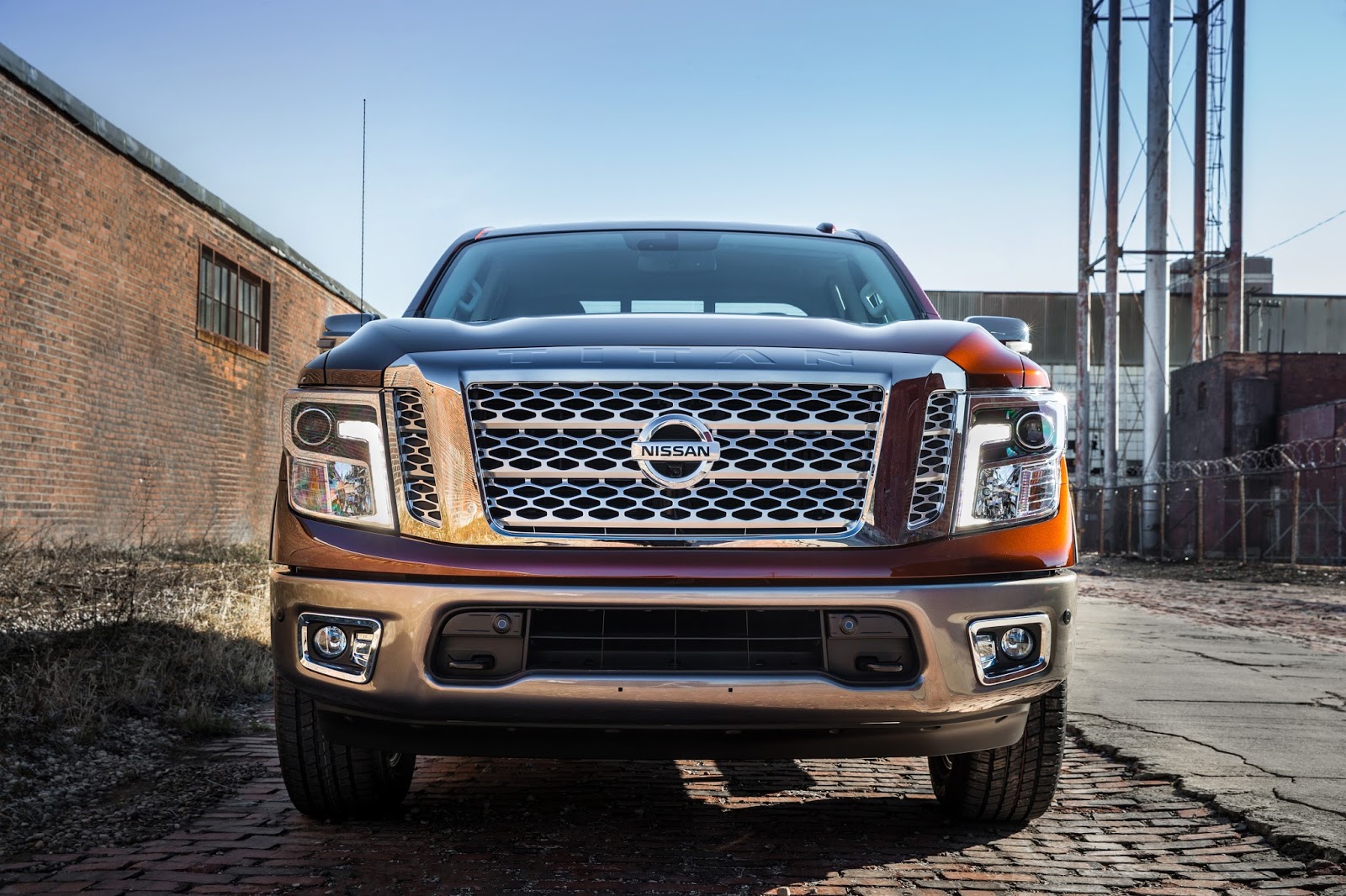Tow Vehicle Spotlight: 2017 Nissan Titan - Gr8LakesCamper
