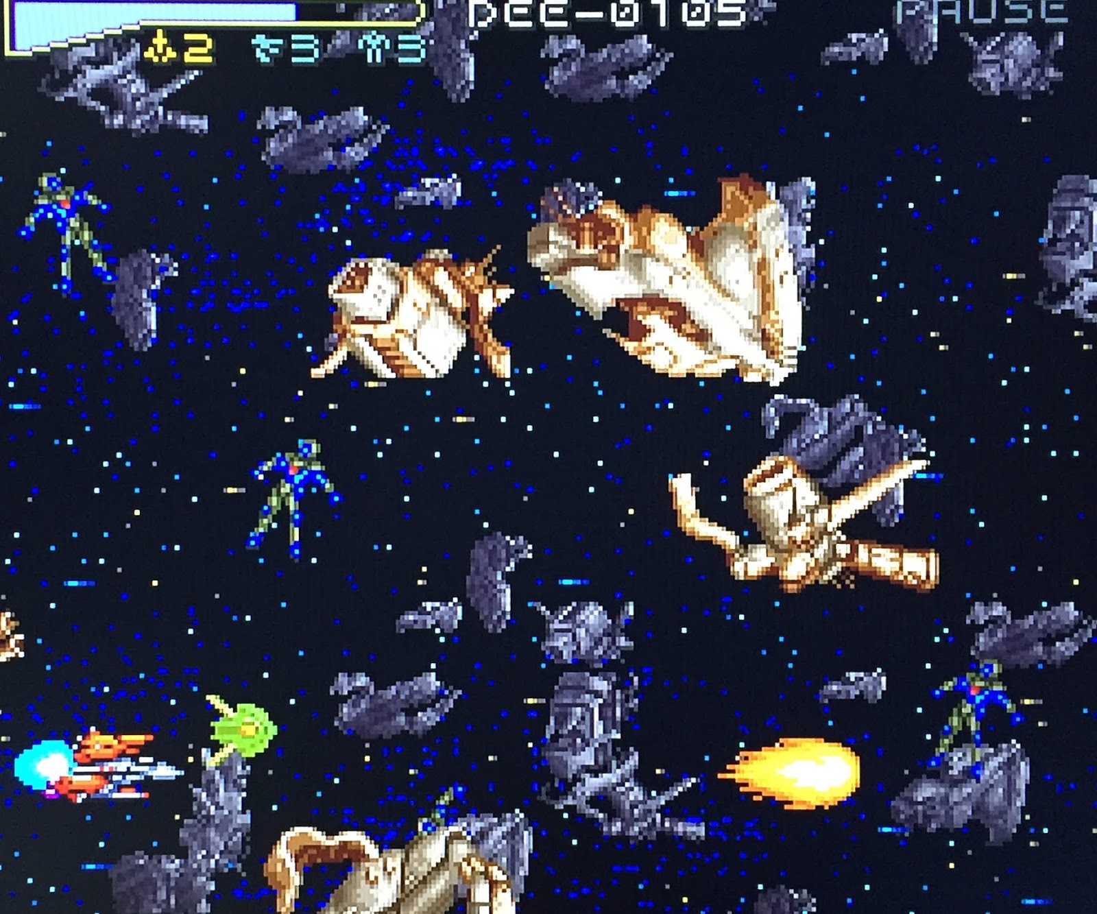 Retro Gamer Randomness: Macross: Scramble Valkyrie for the SNES