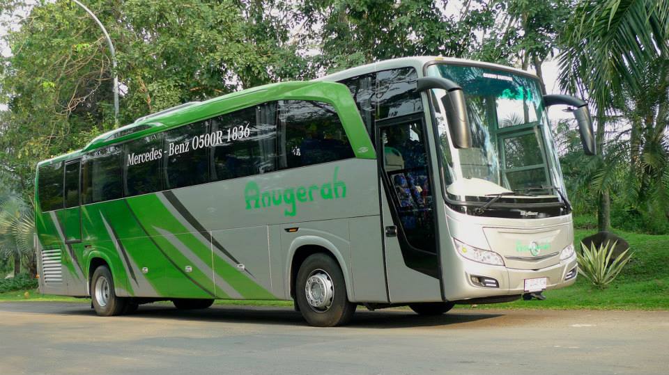 LAUNCHING MERCEDES BENZ O500 R 1836 - SEPUTAR BUS INDONESIA