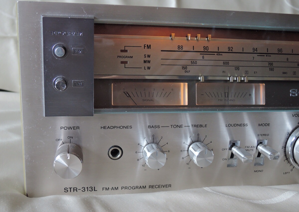 Infrequent Sound [sex.tex] technology: Sony STR-313L FM/AM Program ...