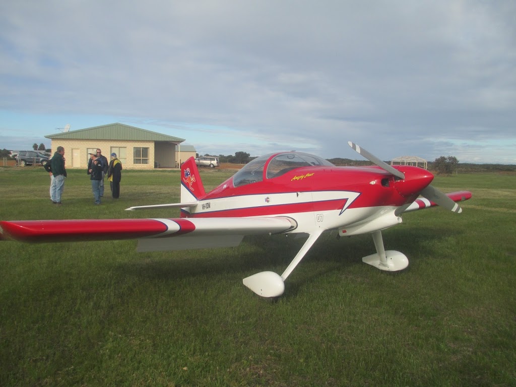 MEC&F Expert Engineers : Pilot injured after a 2011 Vans RV-6A plane ...