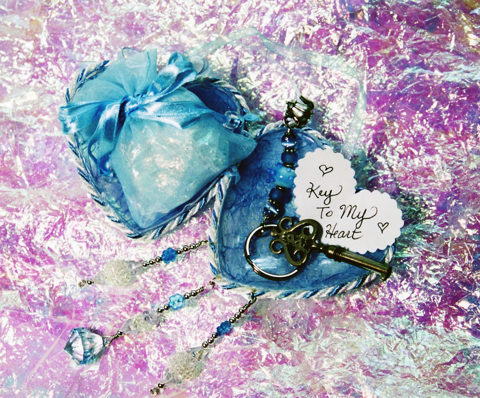 Heartlocket Hollow Studio: Artsee Craftee