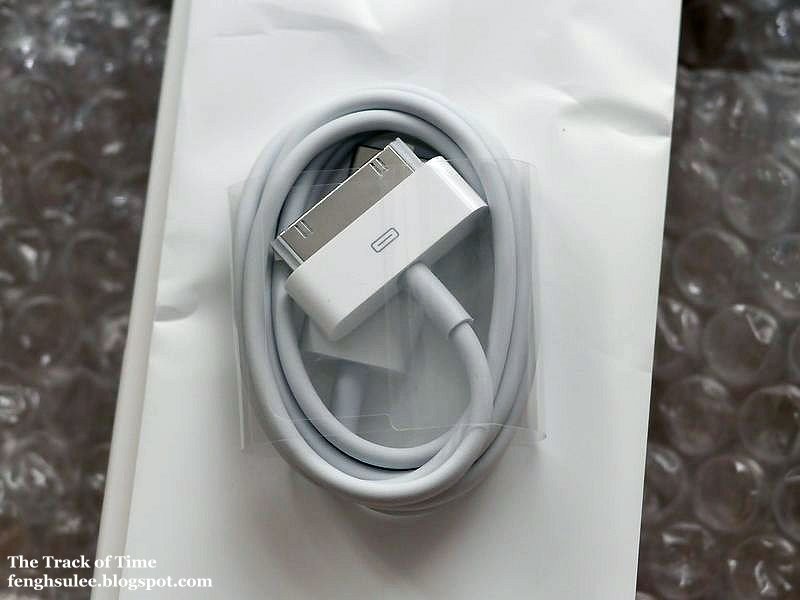 Apple Dock Connector to USB Cable | The Track of Time